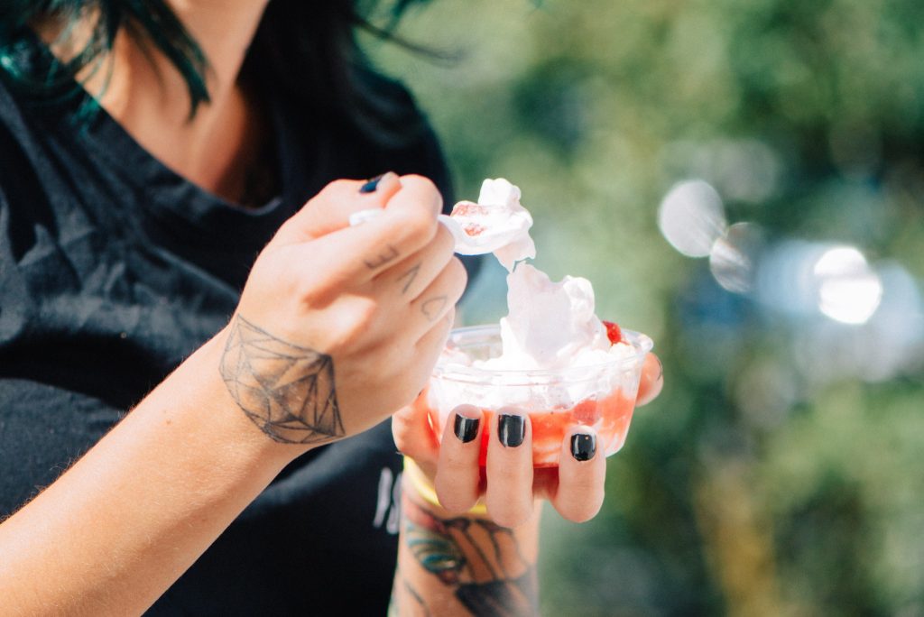 Glåss Bar Laitier & Tåkoss Cuisine de Rue - Tourisme Rouyn-Noranda